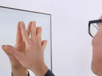 Bison | Mirror gluing? Discover our smart tips